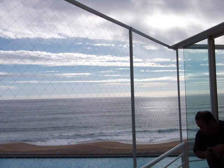 Mallas de Seguridad y Protección para Ventanas y Balcones